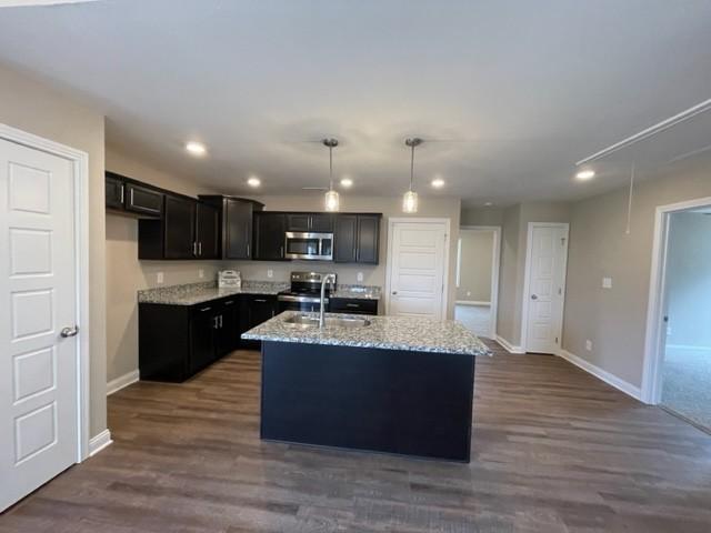 501 Lucky Ln