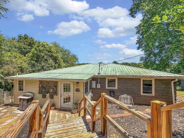 501 McFalls Circle