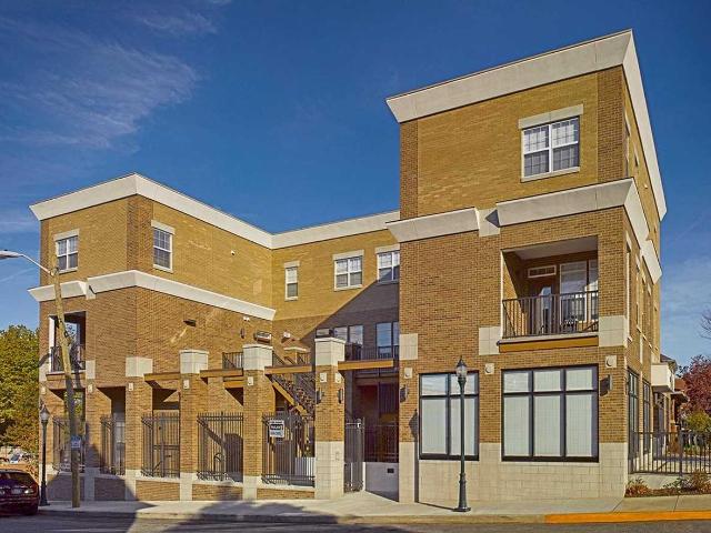 501 N Walnut 4 Bedroom Apartment for Rent at 501 N Walnut St, Bloomington, IN 47404 Old Northeast