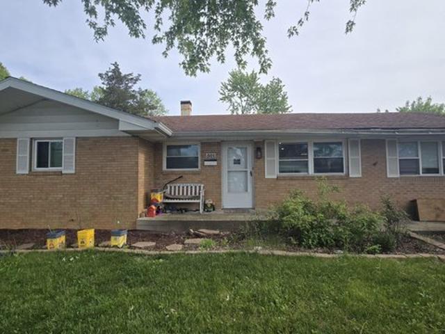 501 N Bend Rd, Beech Grove, IN 46107