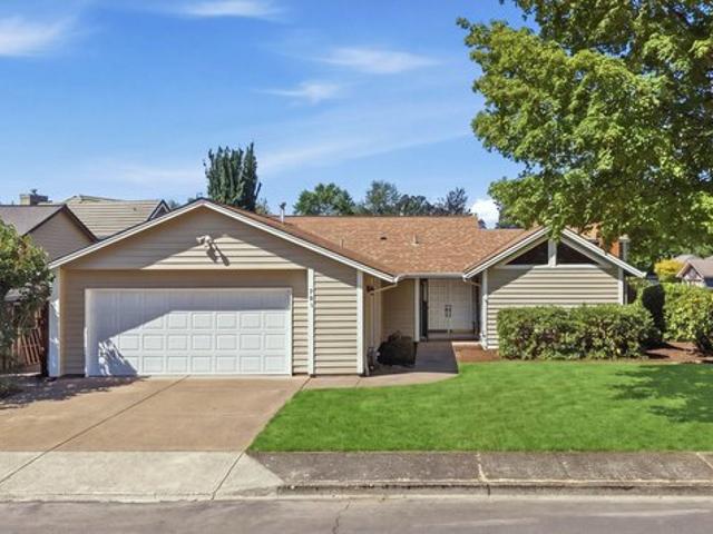 501 N Buckley Ln, Newberg, OR 97132