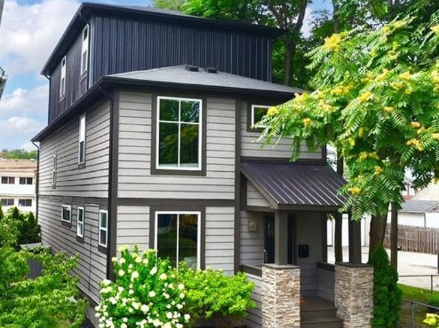 501 N Center St, Royal Oak, MI 48067