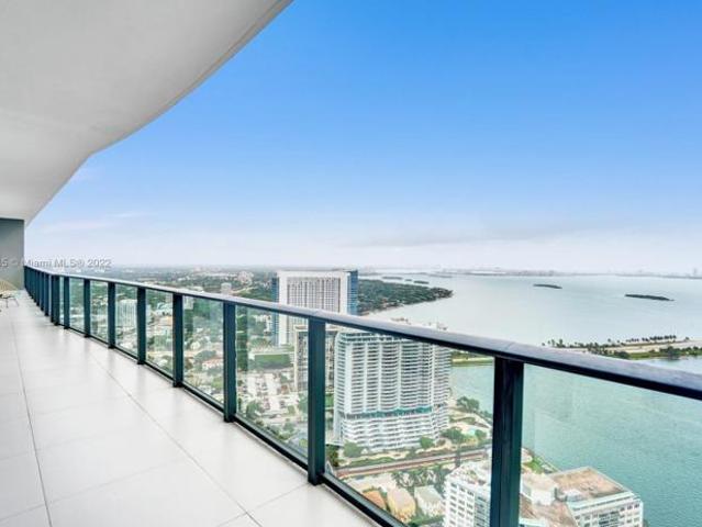 501 NE 31st St #PH4102 Miami, FL 33137