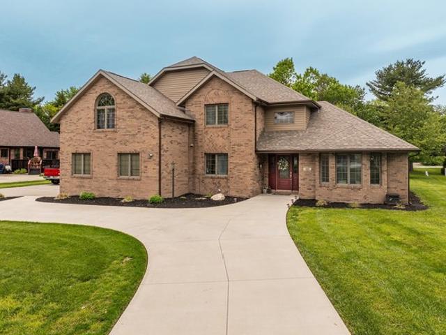 501 S Riviera Ln, Yorktown, IN 47396