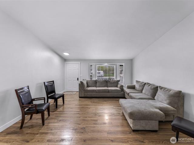501 Shuksan Way