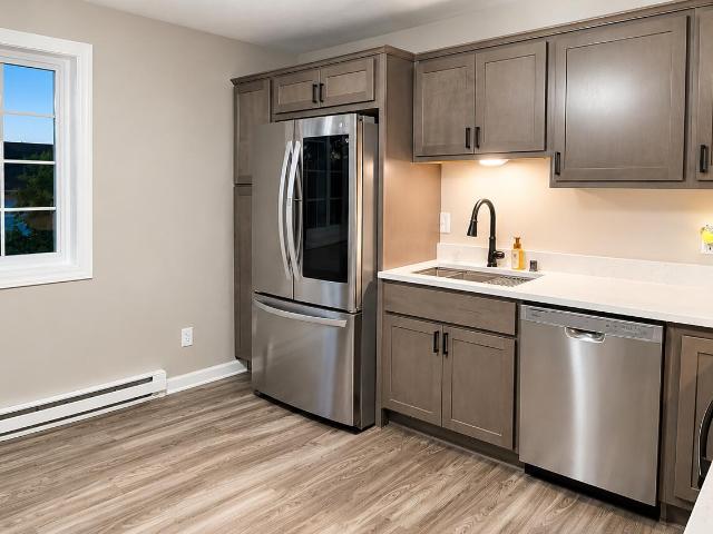 501 Slinger Rd, Unit E 2