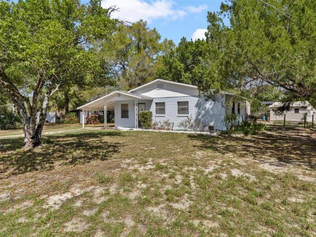 501 Poinsettia Ave, Fruitland Park, FL 34731 | MLS #G5109 | Compass
