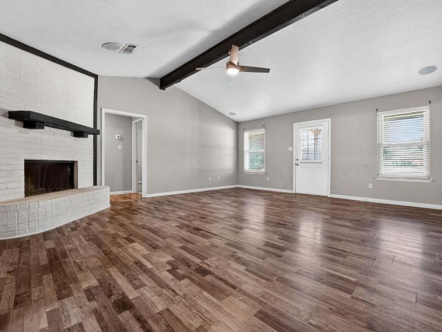 501 Possum Trot St