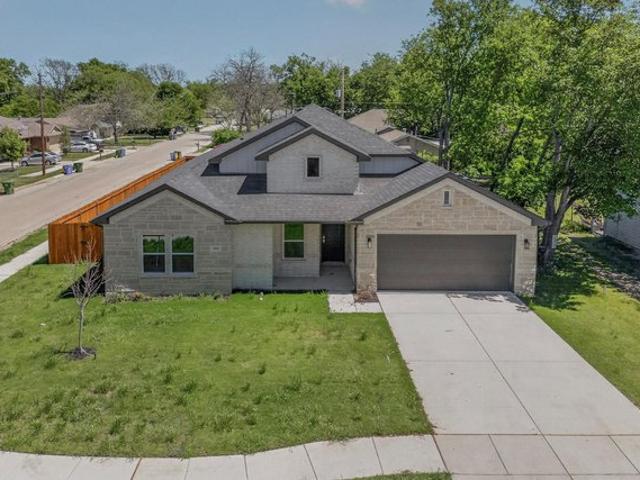 501 Pemberton Dr, White Settlement, TX 76108