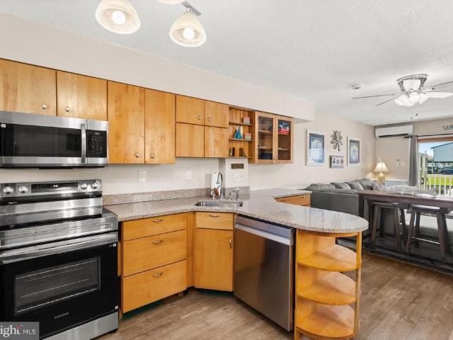 501 Penguin Drive # 1A01