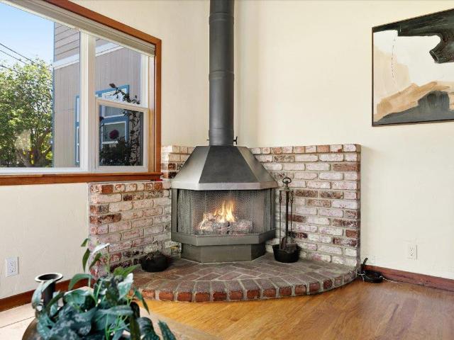 501 Pine St, Aptos, CA 95003 | MLS #ML82035