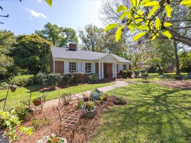 501 Pinecrest Road