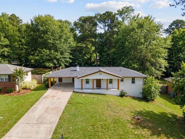 501 Pineview Drive SE