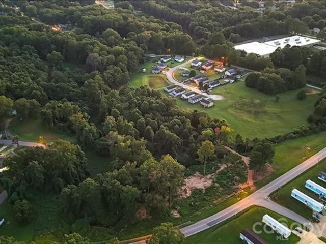 501 Providence Rd, Gaffney, SC 29341