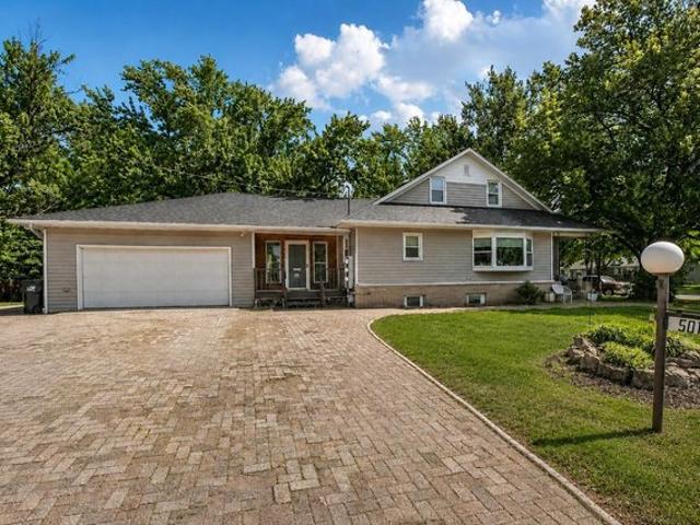 501 W 3rd St, Monticello, MN 55362