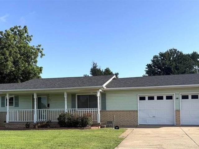 501 W Hartford Ave, Ponca City, OK 74601