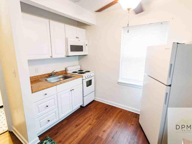 501 W Hillsdale Studio Apartment for Rent at 501 W Hillsdale St, Lansing, MI 48933 Downtown Lansing