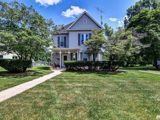 501 W South St, Nokomis, IL 62075