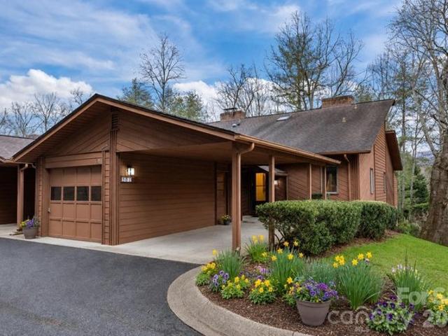 501 Woodfield Dr, Asheville, NC 28803