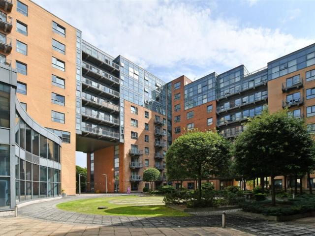 501 West One Space, City Centre, S1