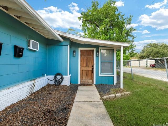 501 Westwood Dr, San Antonio, TX 78212