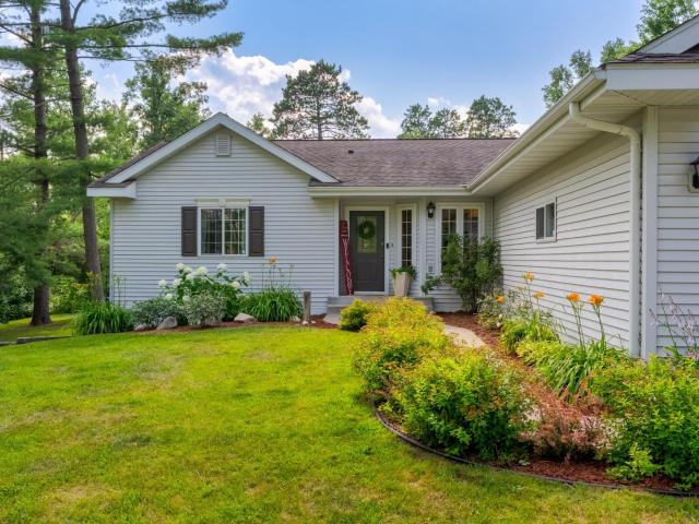 501 Whisperwood Court SW