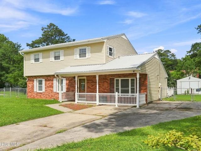 501 Tower Dr, Jacksonville, NC 28546