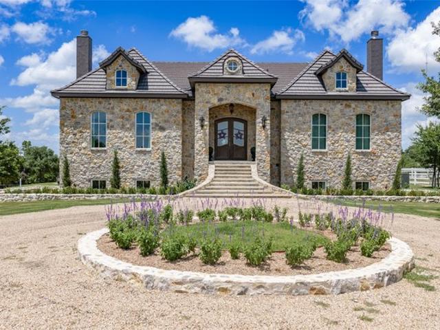 501 Upper Denton Rd, Weatherford, TX 76085