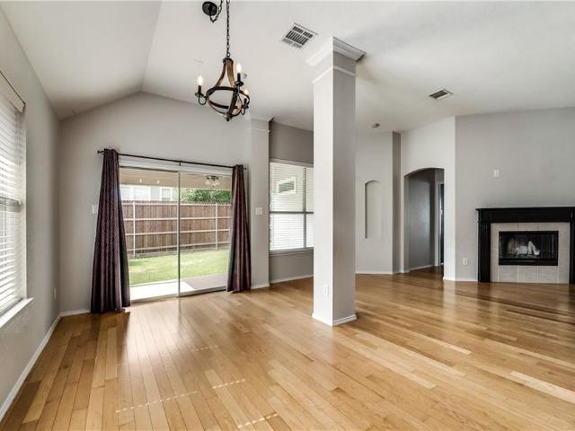 5024 Escambia Terrace