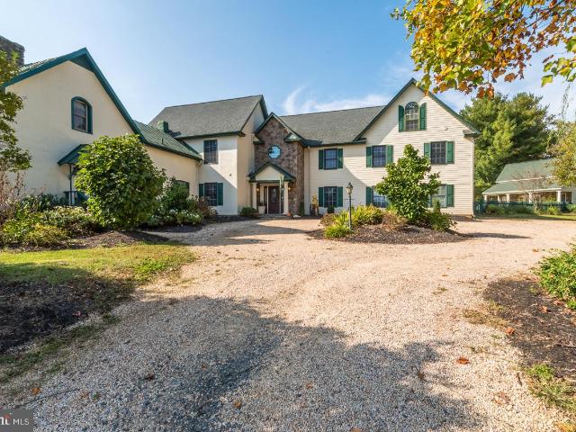 5024 Leeds Manor Rd, Hume, VA 22639 | MLS #VAFQ2018