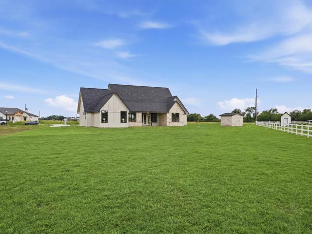 5024 Sophie Slansky Way, Sealy, TX 77474 | MLS #93577