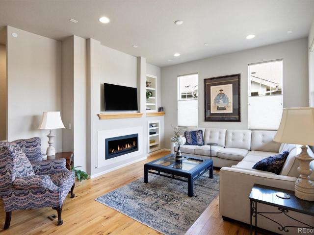5024 W 109th Circle