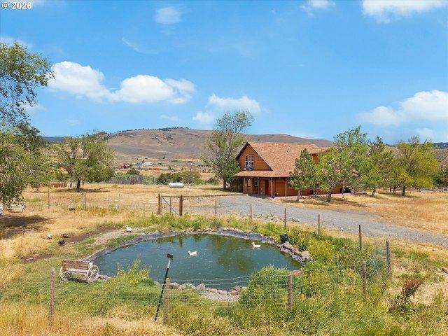 50251 Bennett Ln, Medical Springs, OR 97814