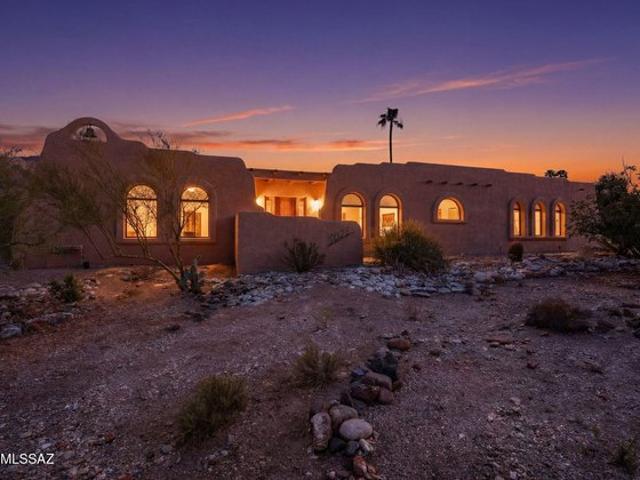 5025 E Placita Salud, Tucson, AZ 85718
