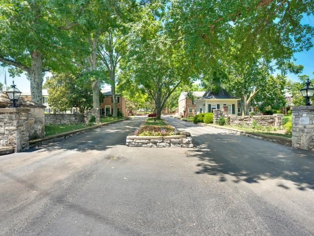 5025 Hillsboro Pike # 14N