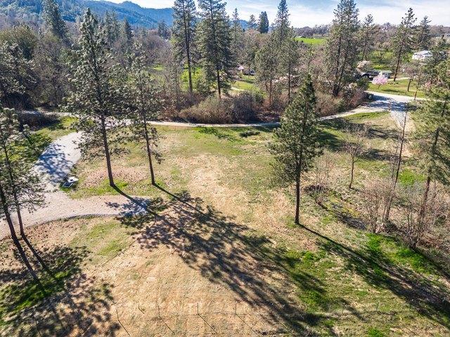 5025 Lane Creek Rd, Central Point, OR 97502
