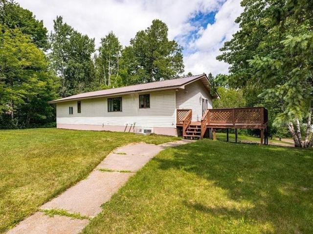 5025 Reid Rd, Duluth, MN 55803