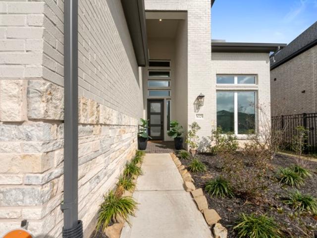5025 Steady Breeze Dr, Katy, TX 77493 | MLS #15902 | Compass