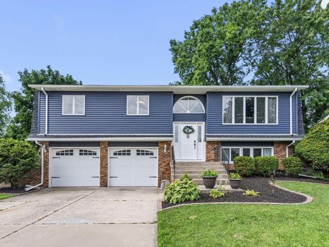 5025 W 88th Ct, Crown Point, IN 46307