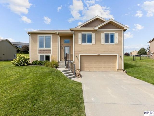5026 N 161st St, Omaha, NE 68116