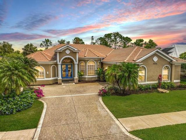 5026 Bella Terra Dr, Venice, FL 34293