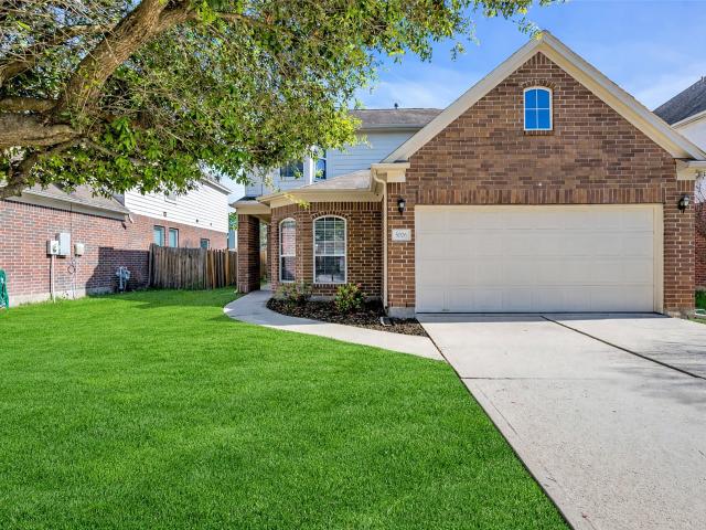 5026 Forest Hurst Drive