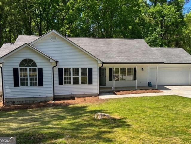 5027 Fitts Dr NE, Roswell, GA 30075