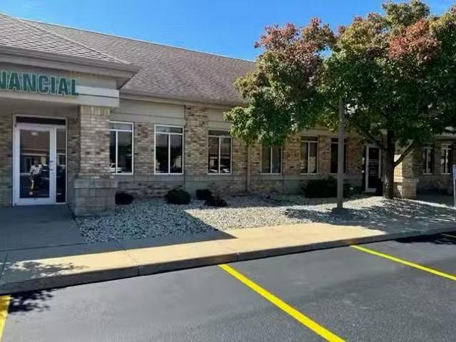 5027 Green Bay Rd #116 & 114, Kenosha, WI 53144 MLS 1891067