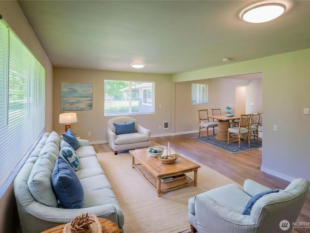 5027 sleater kinney road ne