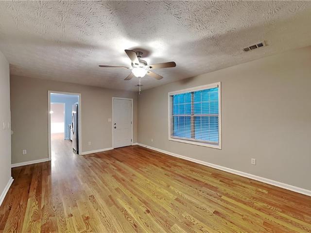 5027 Wesleyan Drive