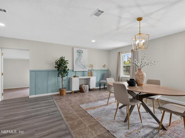 5028 NW 30th Ter, Gainesville, FL 32605