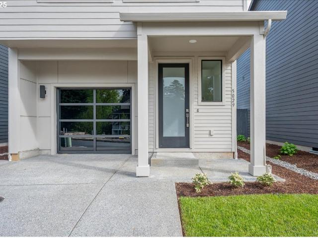 5028 NE 113TH LOOP