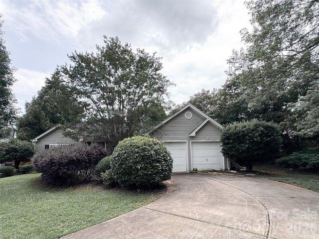 5029 Cello Ct, Charlotte, NC 28215