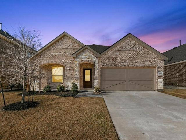 5029 Salinger Dr, Aubrey, TX 76227 | MLS #21137